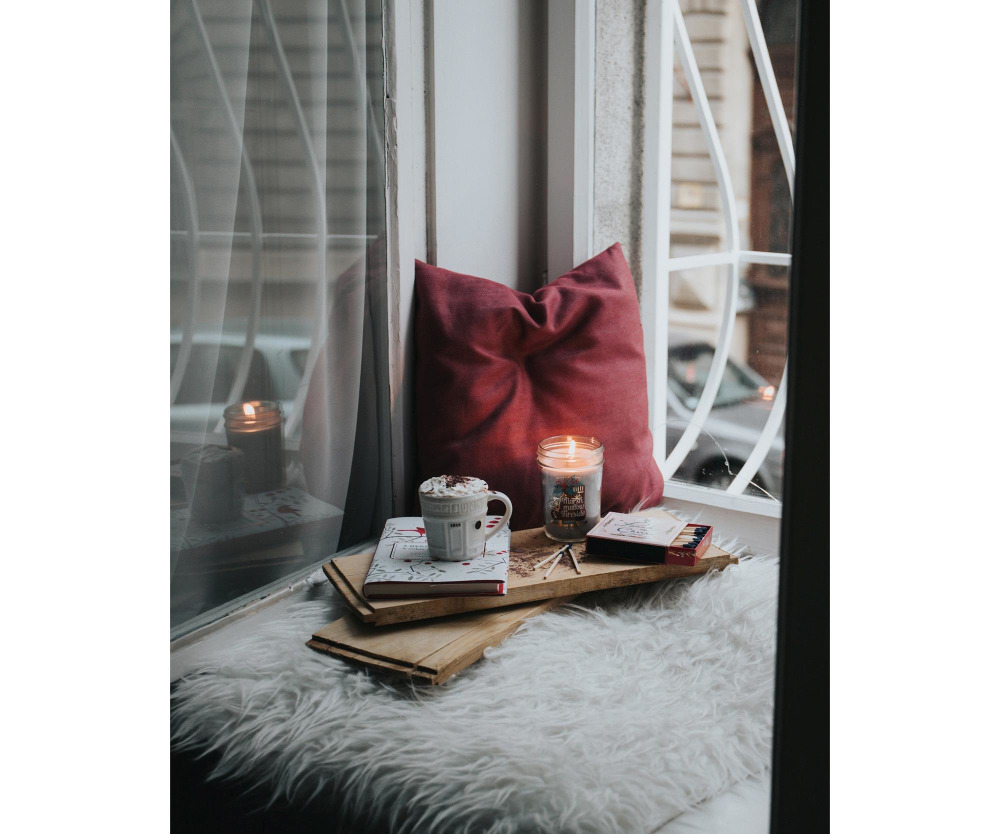 6 Ways To Keep Cozy At Home On Cold Days